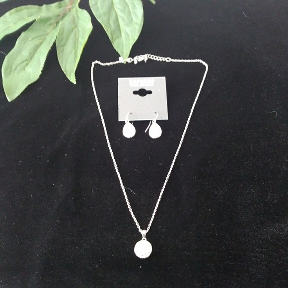 Express | Jewelry | Express 2 Piece Silver Jewelry Set Lovely Charm ...